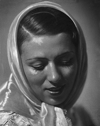 ПАМЕТ: 100 години от рождението на знаменитата българска актрисата Ружа ...